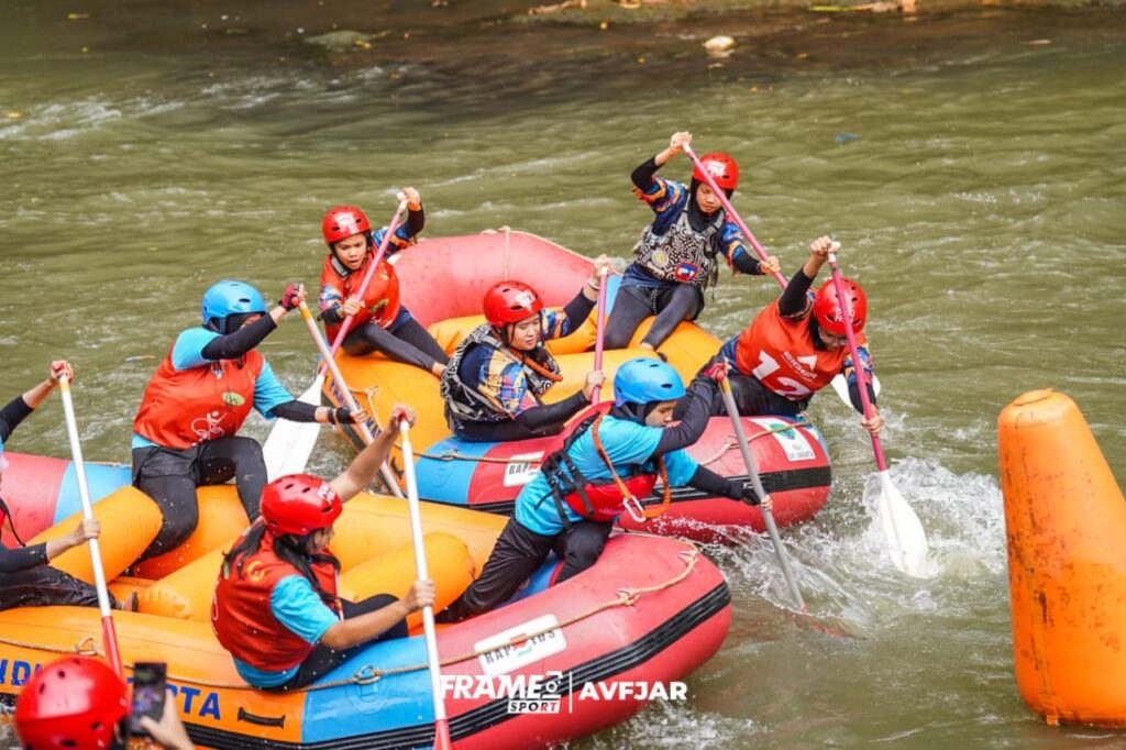 Bukan Kaleng-kaleng, Atlet Arung Jeram Asal IISIP Jakarta Kembali Juara ...